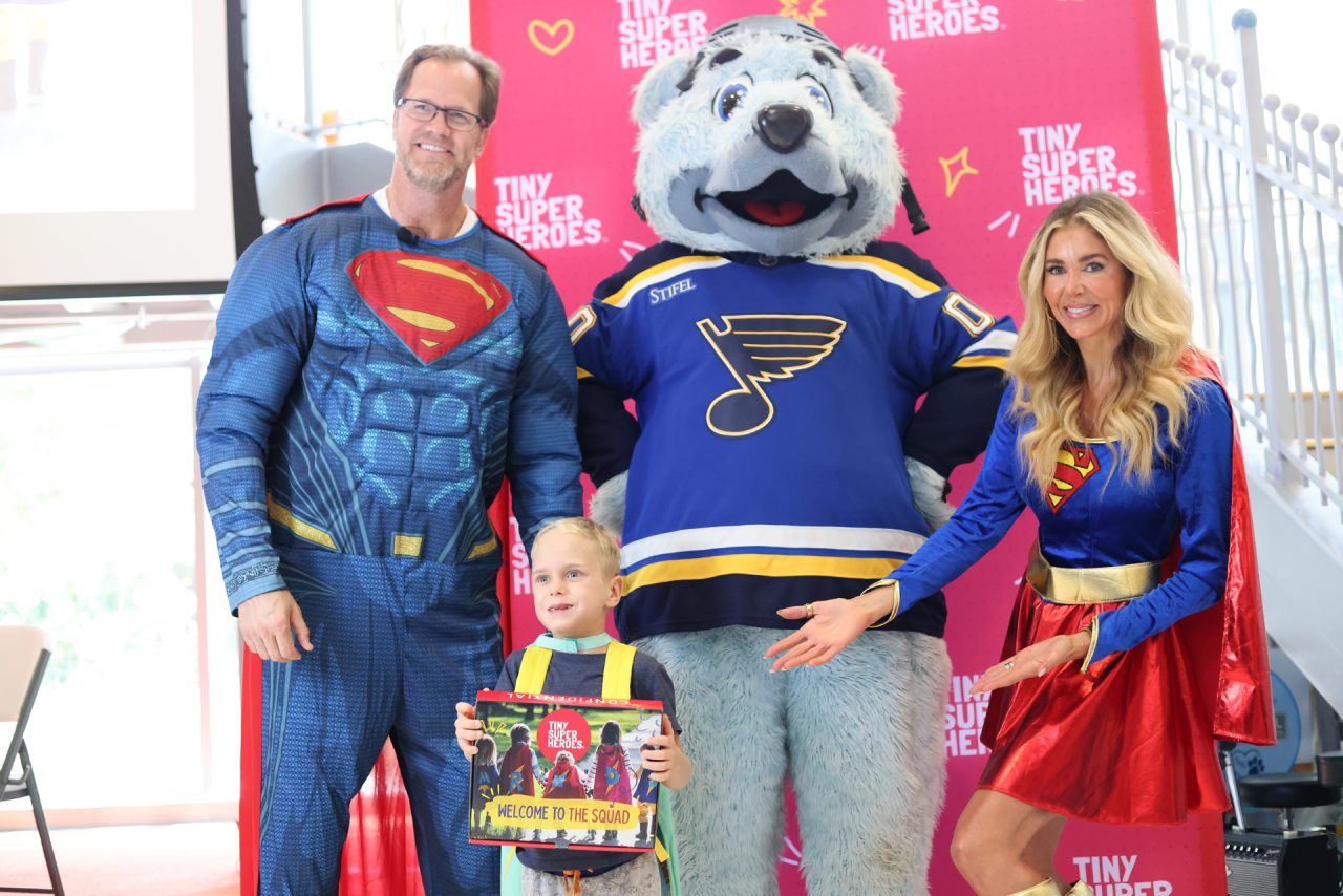 Hockey legend Chris Pronger turns 40+ children into superheroes ...